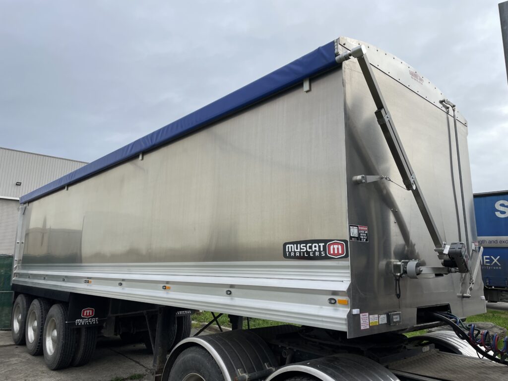 Razor Rollover Tarp System - Razor International